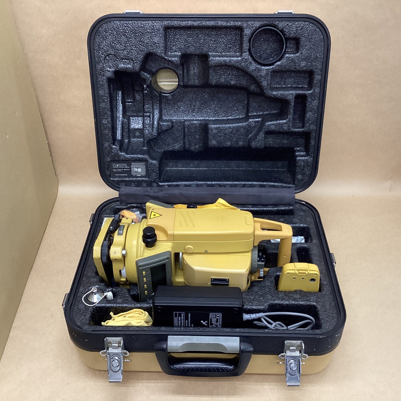 TOPCON Topcon Surveying Equipment Total Station GPT-3005 – Rehan PC