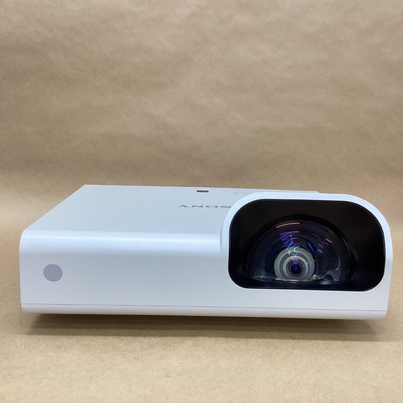 Lamp use 306 hours SONY Ultra short throw projector VPL-SW235 3000 ...